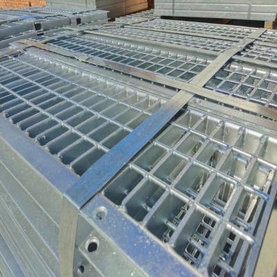 China Industrial Grade Steel Grating Panels Interlocking Design For Drainage Ventilation for sale