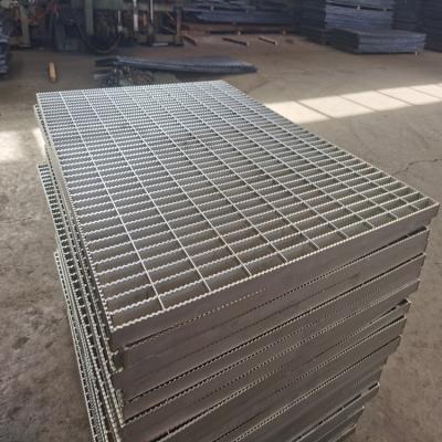 China Hot Dip Galvanized Welded Serrated Steel Grating 30x3mm Floor Walkway Marine Platform for sale