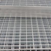 China Galvanized Steel Serrated Bar Grating Drainage Cover 355/30/100 Heavy Duty for sale