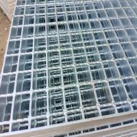 China Heavy Duty Steel Grating Drainage Trench Cover Hot Dip Galvanized 25x3mm Bearing Bar 100x100cm Panel for sale