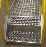 China 13 Gauge 5/8/10 Diamond Plank Grating 36