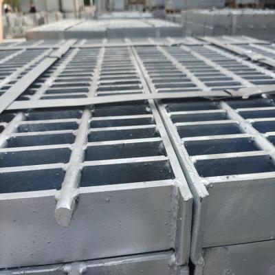 China Heavy Duty Steel Floor Grates 325x30x100mm Platform Grid Industrial Hot Dipped Galvanized for sale