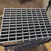 China Heavy Duty Steel Floor Grates 325x30x100mm Platform Grid Industrial Hot Dipped Galvanized for sale