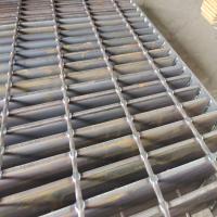 China Heavy Duty Steel Grating Serrated Bearing Bar Grid Mesh 25x3mm Hot Dip Galvanized for sale