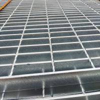 China Hot Dip Galvanized Steel Drain Grate 303/30/100 Driveway Trench Cover Metal Building Material for sale