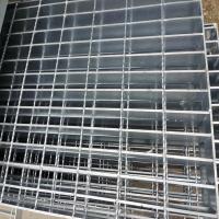China Hot Dip Galvanized Steel Grating Trench Drain Cover 30mm Bearing Bar Pitch Heavy Duty for sale