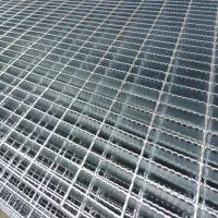 China Serrated Welded Steel Bar Grid Grating 30x3mm Walkway Grating Hot Dip Galvanized for sale