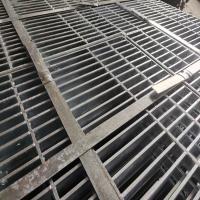 China Heavy Duty Steel Grating Building Materials Q235 A36 Hot Dip Galvanized 25x3mm Bearing Bar for sale