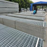 China Stainless Serrated Galvanized Grating Fence Drainage Channel for sale