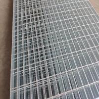 China Modular Customizable Serrated Carbon Steel Bar Grating Easy Installation for sale