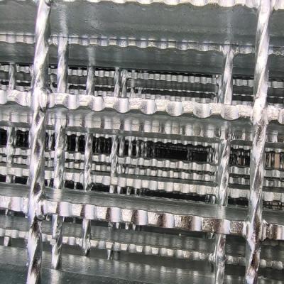 China Hot Dip Galvanized Steel Grating Heavy Duty Drainage for Car Park Construction 25mm Bearing Bar for sale