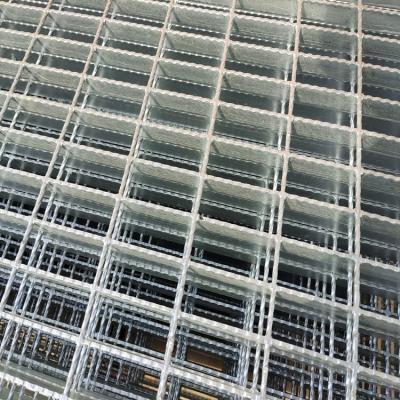 China Hot Dip Galvanized Steel Grating 32x5mm Bearing Bar for Environmental Platform for sale