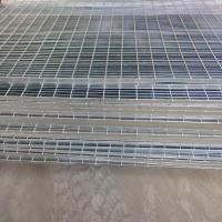 China Hot Dip Galvanized Steel Grating Stair Treads Drain Cover 25mm 40mm for sale