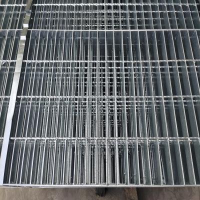 China Industrial Steel Grating Platform Covered 303/20/100 Load Bearing Pressure Welded Hot Dip Galvanized for sale