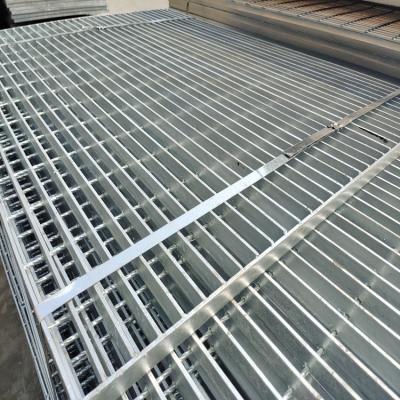 China Galvanized Torsional Heavy Duty Steel Grating 25x5mm Bearing Bar 100mm Cross Rod Pitch Anti Slip Platform for sale