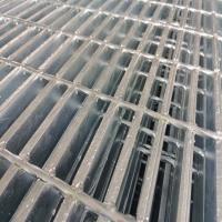 China Heavy Duty Load Bearing Steel Bar Grating Pressure Welded Foot Pedals 25x3mm 30x5mm for sale