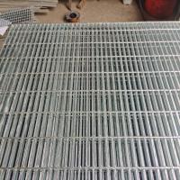 China Heavy Duty Steel Grating 35x5mm Bearing Bar 100mm Cross Rod Spacing for Construction Site Truck Passage for sale
