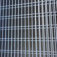 China Hot Dipped Galvanized Steel Grating Anti Slip Serrated Stair Step 30mm Pitch for sale