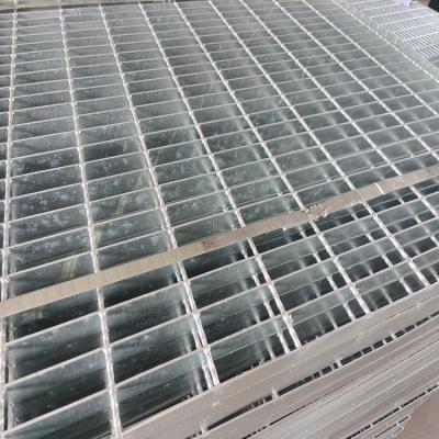 China Hot Dip Galvanized Steel Grating Cover Plate 303/30/100 for Industrial Overhaul Building for sale