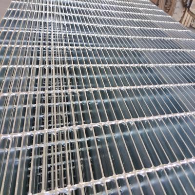 China Small Hole Industrial Steel Grating 25x5mm for Wastewater Platform Hot Dip Galvanized for sale