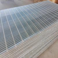 China 1m X 6m Industrial Steel Grating Platform Maintenance Channel Galvanized for sale