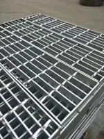 China Premium Quality Welded Galvanized Serrated Grating Durable Anti Slip Surface for sale