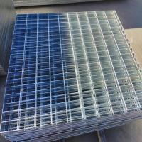 China Hot Dip Galvanized Steel Grating Platform Trench Cover 30mm Pitch Heavy Duty for sale