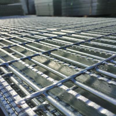 China Hot Dip Galvanized Serrated Steel Grating 30x5mm Bearing Bar 38mm Cross Bar Pitch for sale