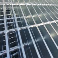 China Industrial Steel Grating 30x3 Flat Bar 500x1000mm Hot Dipped Galvanized for sale