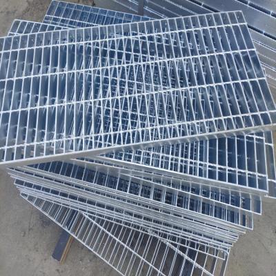 China Hot Dip Galvanized Steel Grating Trench Cover 300x1000mm Plain Type Heavy Duty for sale