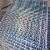 China Safety Catwalk Serrated Steel Grating Floor 25-100mm Bearing Bar Width 600-1250mm for sale