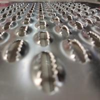 China Anti Slip Grating Stair Tread Non Skid Grating Steel Aluminum 25mm Thickness for sale