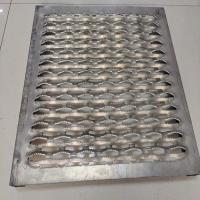 China High Durability Anti Slip Grating Square For Walkways for sale