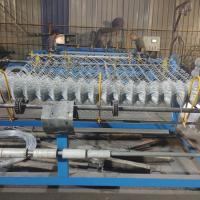 China Galvanized Chain Link Fence 120x120mm Mesh Silver Metal Panels Round Post for sale