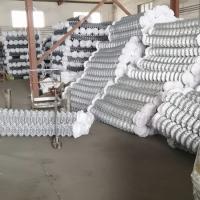 China 90x90mm Galvanized Chain Link Fencing with 1.2-5.0mm Wire Diameter for Construction Sites and Security Applications for sale