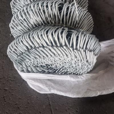 China 1.8m Height 4mm Wire Diameter 90×90mm Mesh Industrial Chain Link Fence for Security & Sports Fields for sale