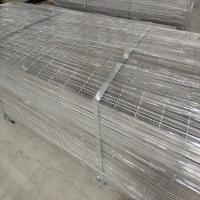 China Heavy Duty Serrated Steel Grating YB/T4001-2007 Standard with 2mm-12mm Bar Thickness and 30mm-50mm Spacing Options for sale