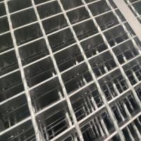 China 3mm Cross Bar Hot Dipped Smooth Surface Steel Grating For Building for sale