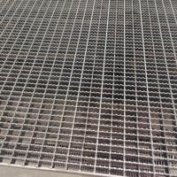 China Galvanized Supplied Anti Rust Steel Grating With Silver Surface for sale