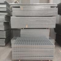 China 30mm Bearing Bar Spacing Non Slip Steel Grating Stainless Texture For Chemical Plants for sale