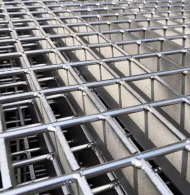 China Galvanized Steel Grating 25x5mm Bearing Bar 100x38mm Mesh for Driveway Platform for sale