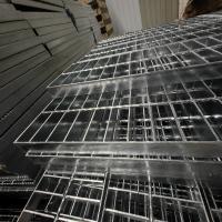 China Stainless Steel Industrial Floor Grating Welded 30mm Bearing Bar Pitch Hot Galvanized for sale
