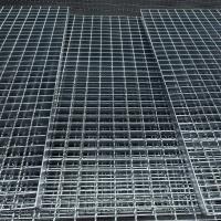 China Customized Load Capacity Black Safety Grating Pedestrian Grating For Various Requirements for sale