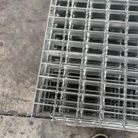 China 7mm Wire Pitch Anti Slip Grating for Oil and Gas Industry Custom Sizes for sale