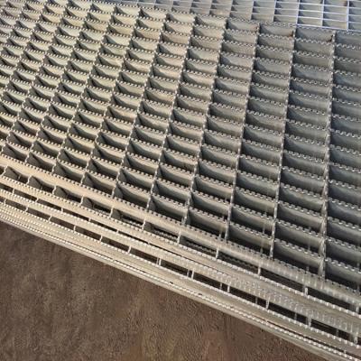 China Aluminum Bar Grating 40mm Height 3000mm Length Anodized Walkway Catwalk for sale