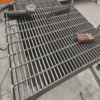 China Capacity Heavy Duty Plate Steel Grating 19-w-4 Rectangular Bar 8mm for sale