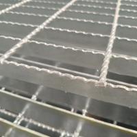 China Hot-Dip Galvanized Industrial Steel Grating 200mm Width Heavy Duty Serrated for sale