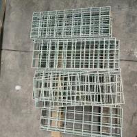 China Serrated Heavy Duty Steel Grating 250mm Width 3mm Thick for Industrial Walkways for sale