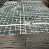 China Customized Wear Resistant Anti Slip Steel Grating 32x5mm Heavy Duty Hot Dip Galvanized for sale