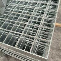 China OEM Industrial Steel Grating 32x5mm Heavy Duty Anti-Slip Grating YB/T4001-2007 for sale